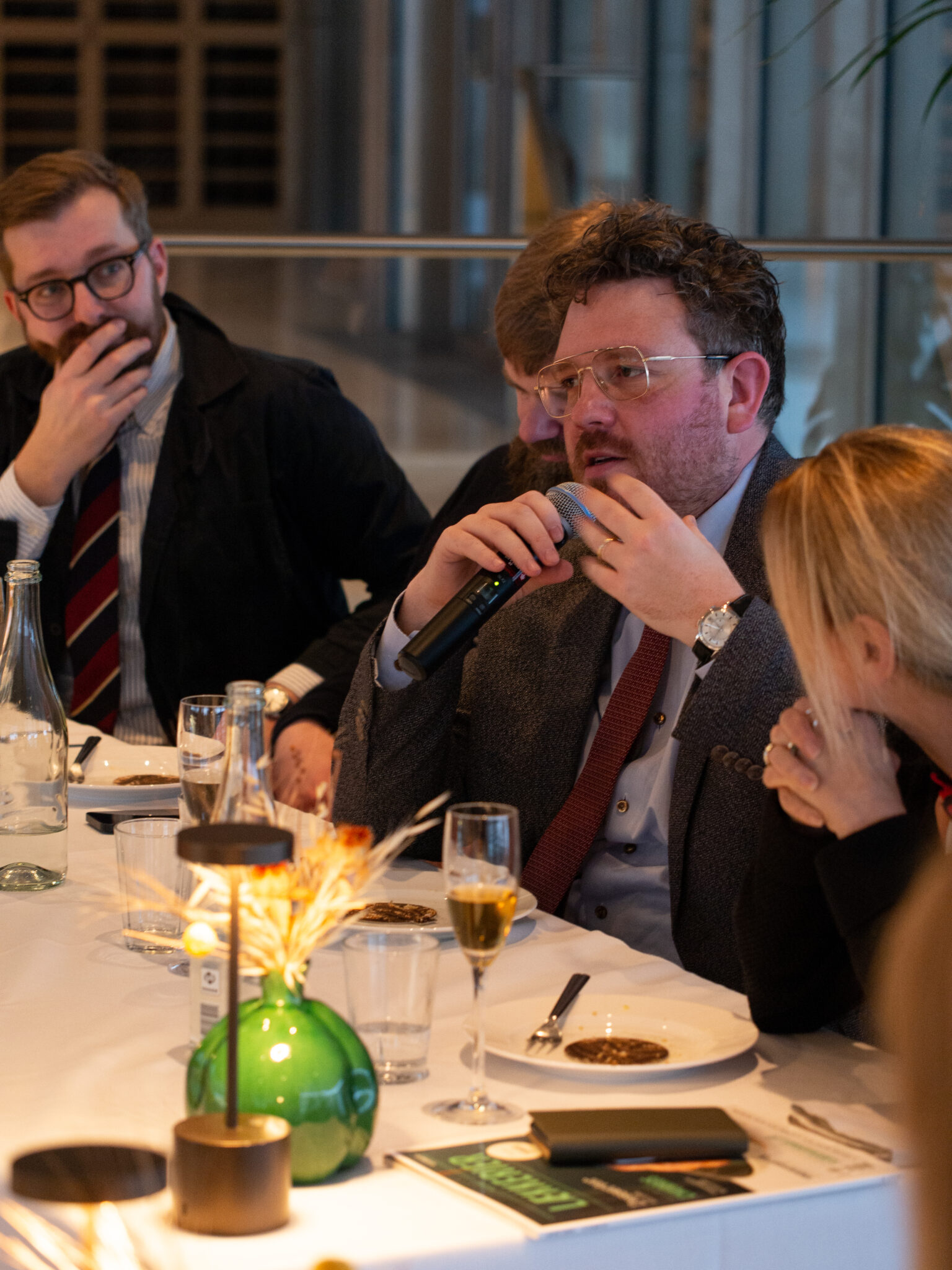 Valgdag i Operaen - Almanak i Operaen